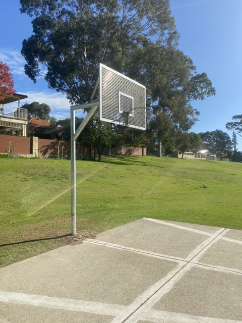 Bardfield Engineering: (08) 9249 4444 | Sporting Equipment